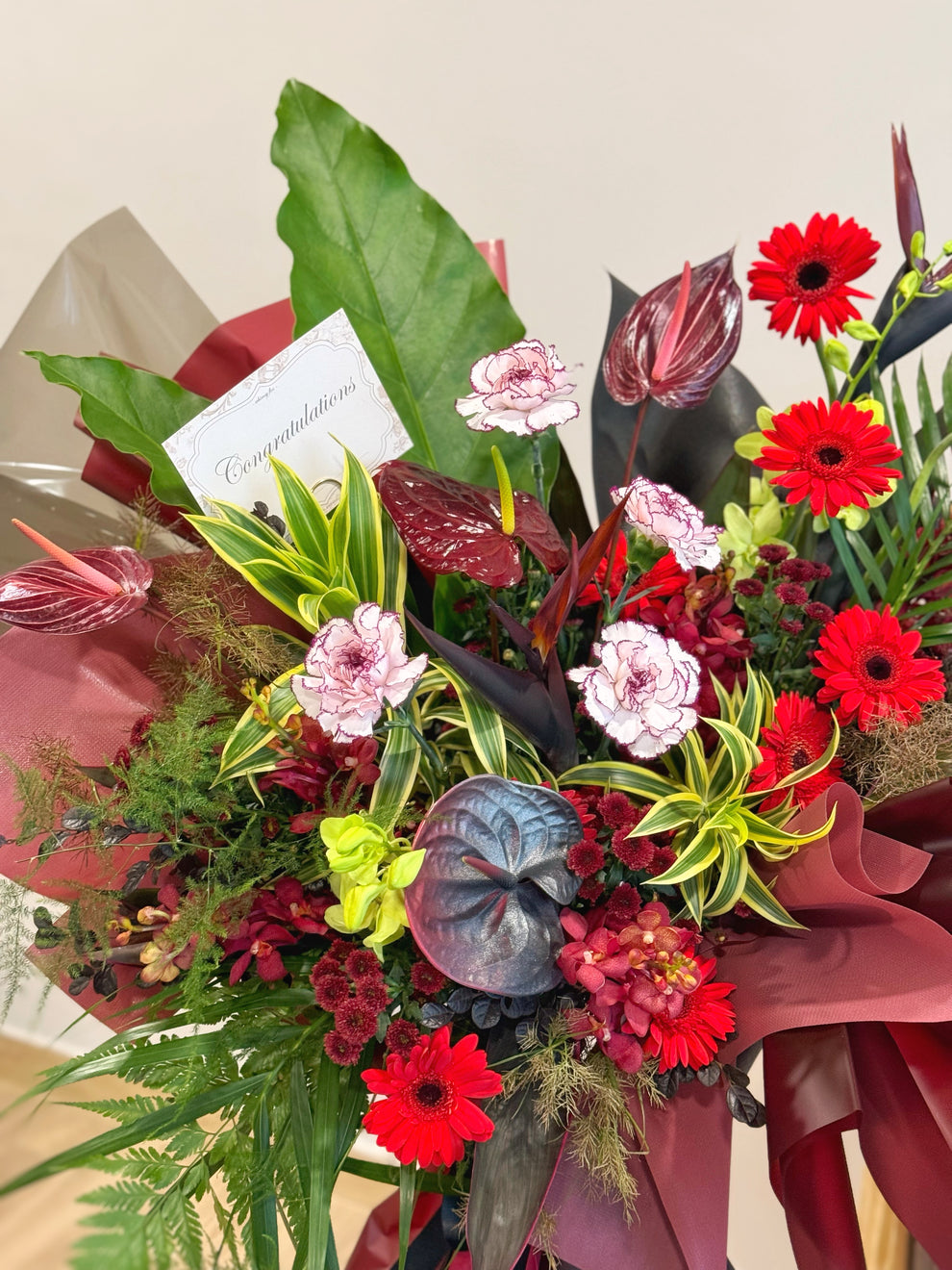 Maverick Fresh Flowers Congratulatory Stand – Whimsy Flos Studio